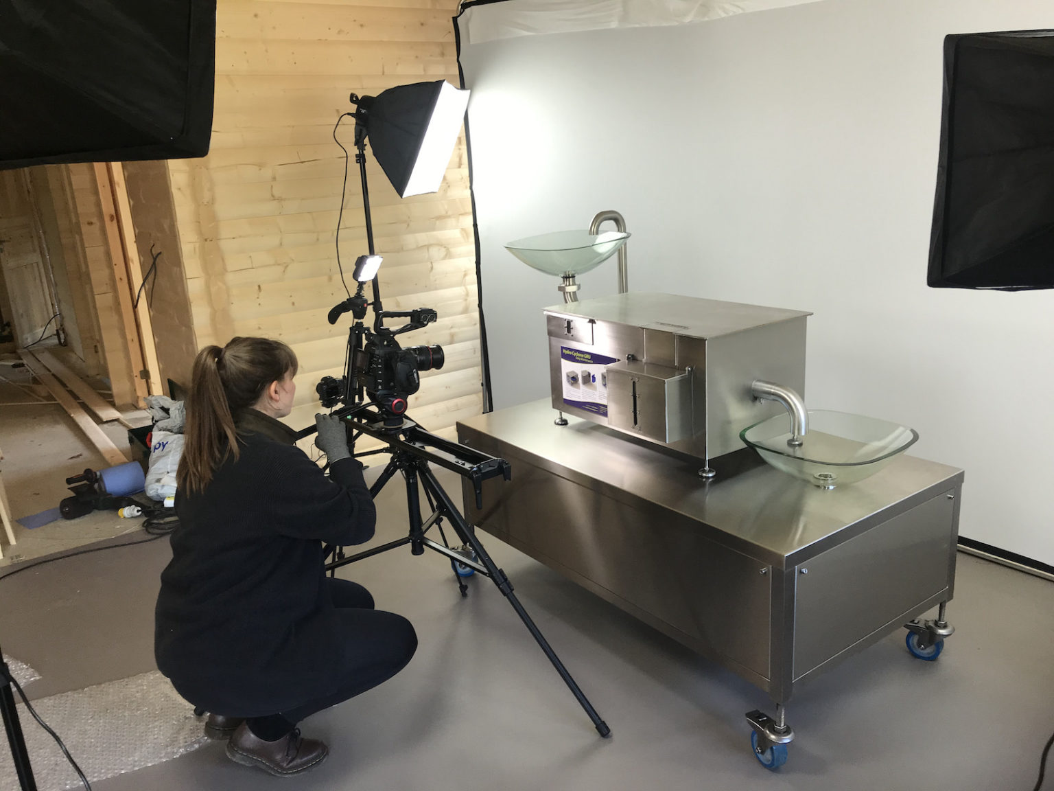 Product videos - what you need to know - Square Daisy